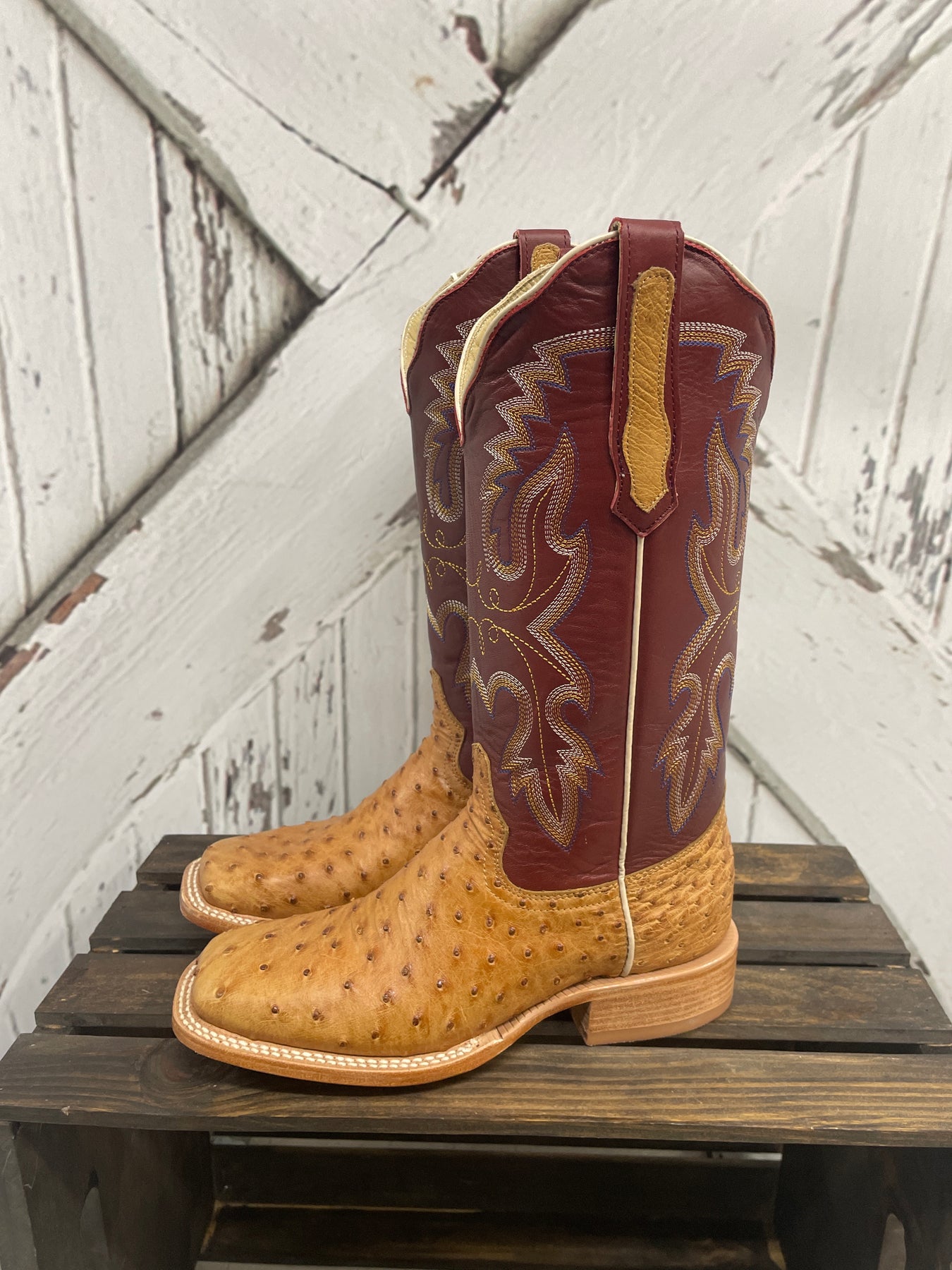 R WATSON ANTIQUE SADDLE FULL QUILL OSTRICH – Hitch'n Post