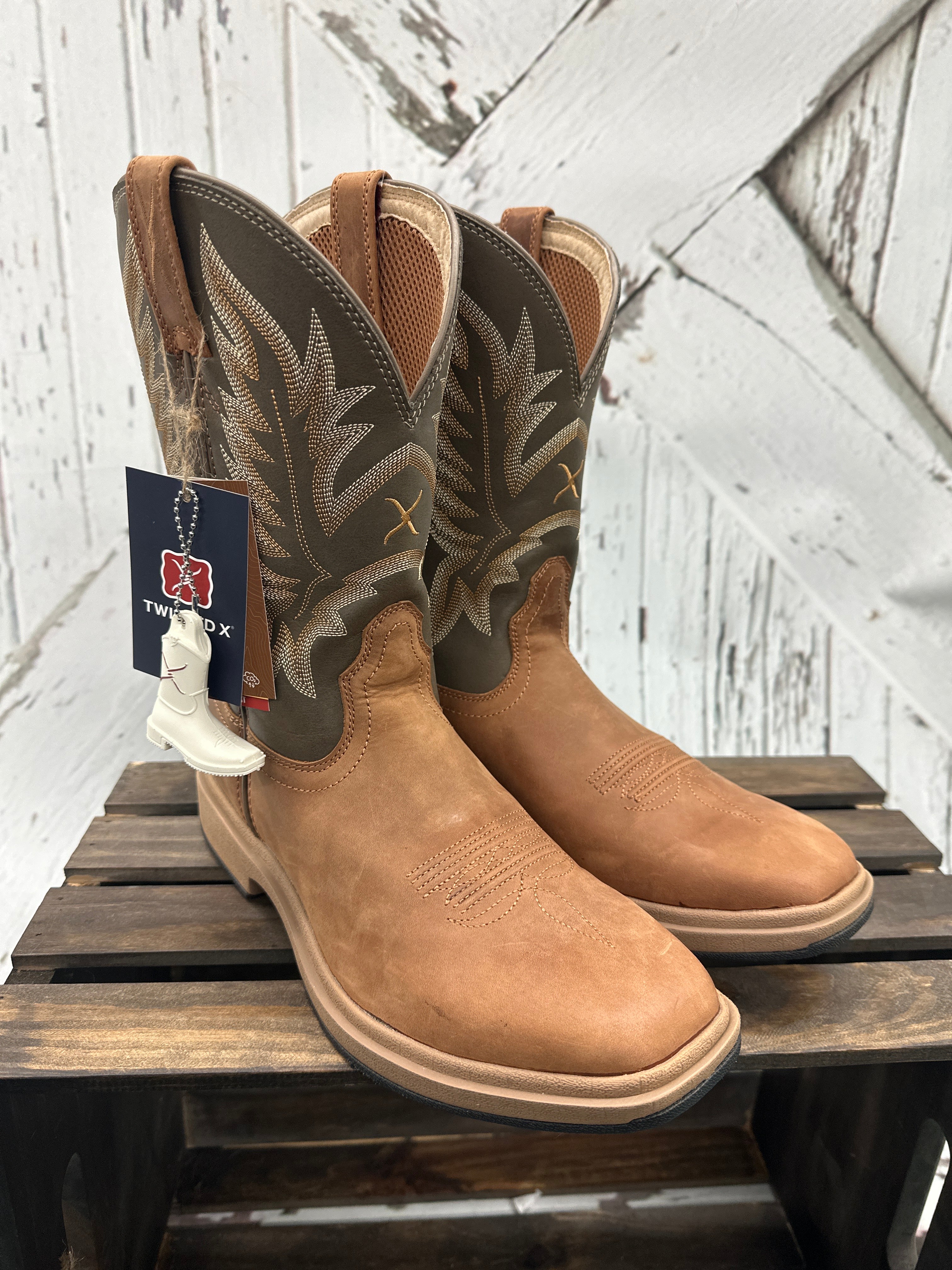 TWISTED X ULTRALITE TAWNY BROWN BOOT – Hitch'n Post