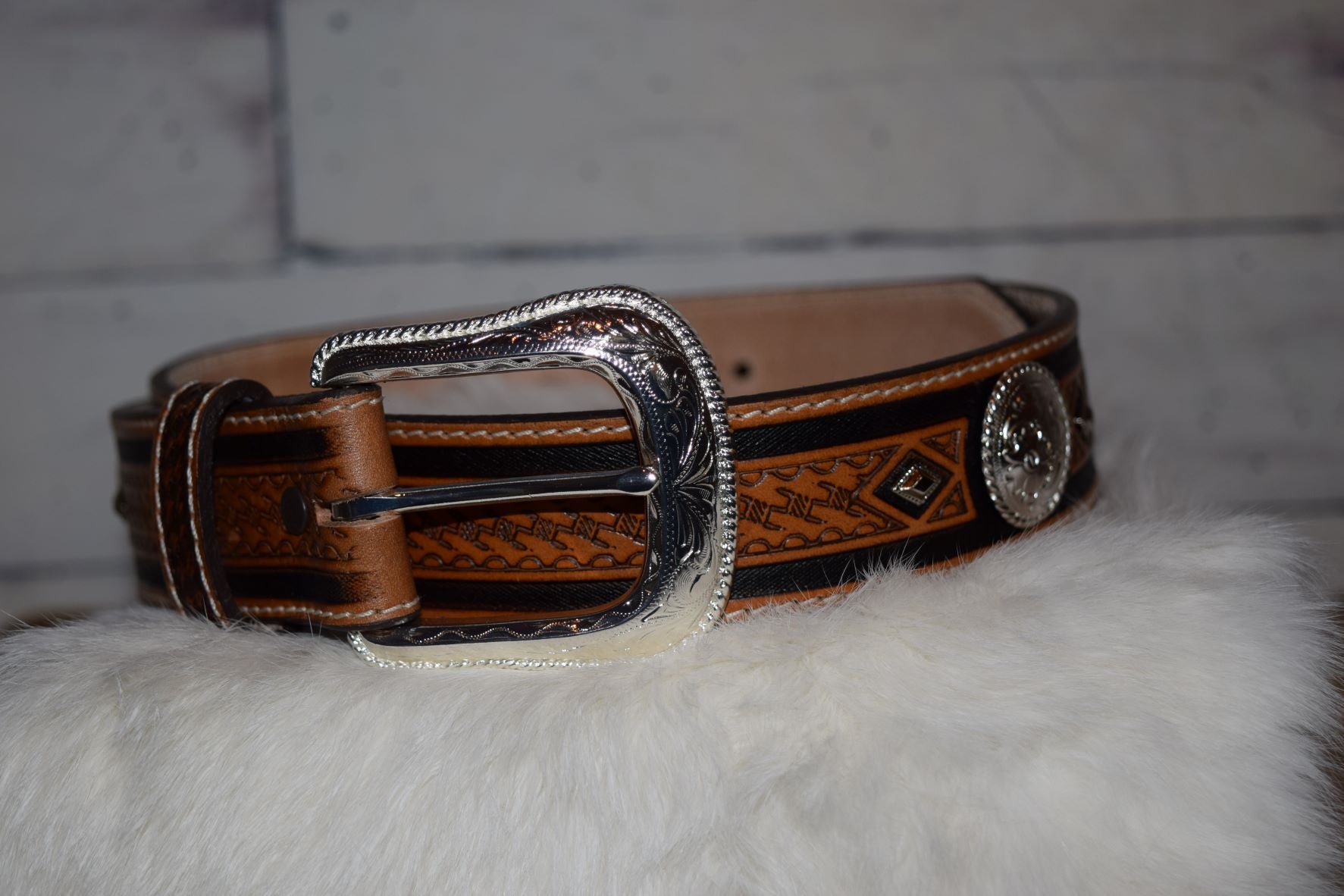 TONY LAMA EMBOSSED RIVER BELT – Hitch'n Post
